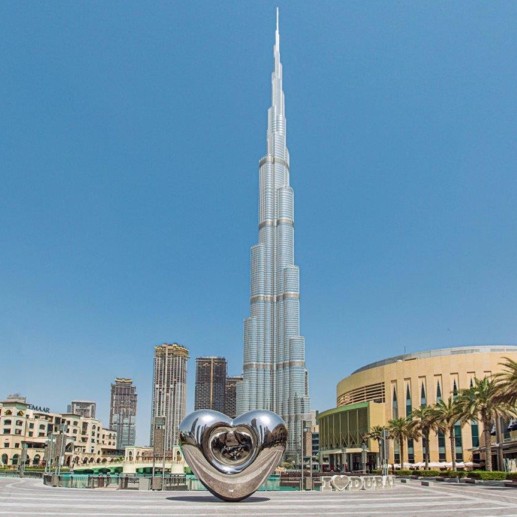 15 Fun Facts About Burj Khalifa 15 Fun Facts About Burj Khalifa
